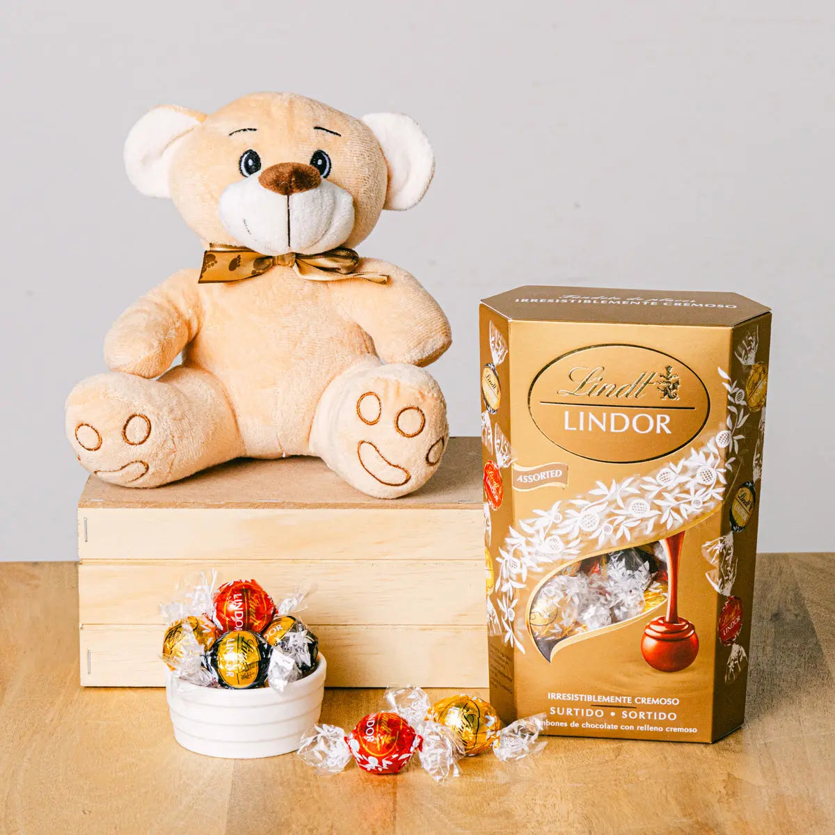 Choco Teddy Delight - Flora Queen