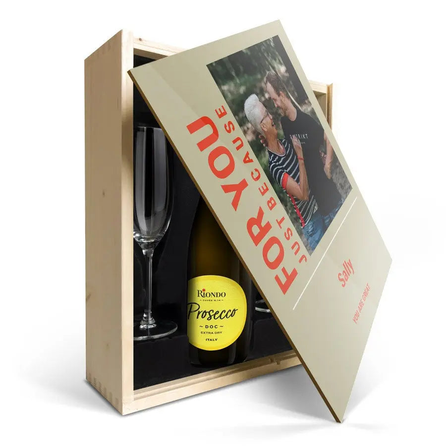 Champagne gift set with glasses - Riondo Prosecco Spumante - – Flora Queen